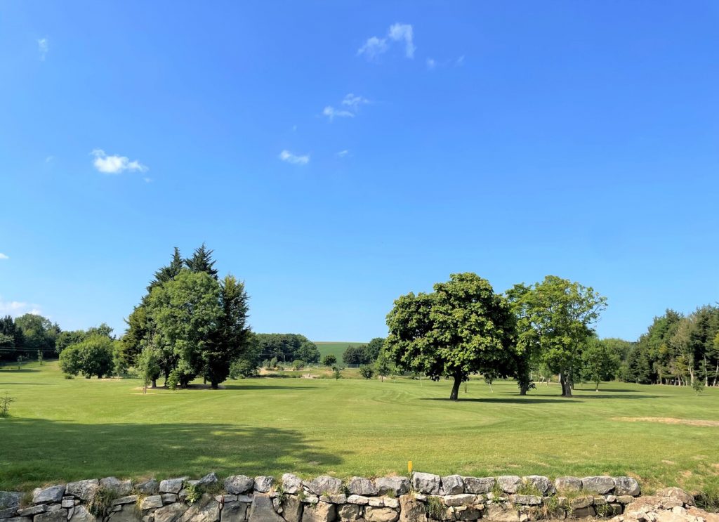 18 hole golf course Leyburn